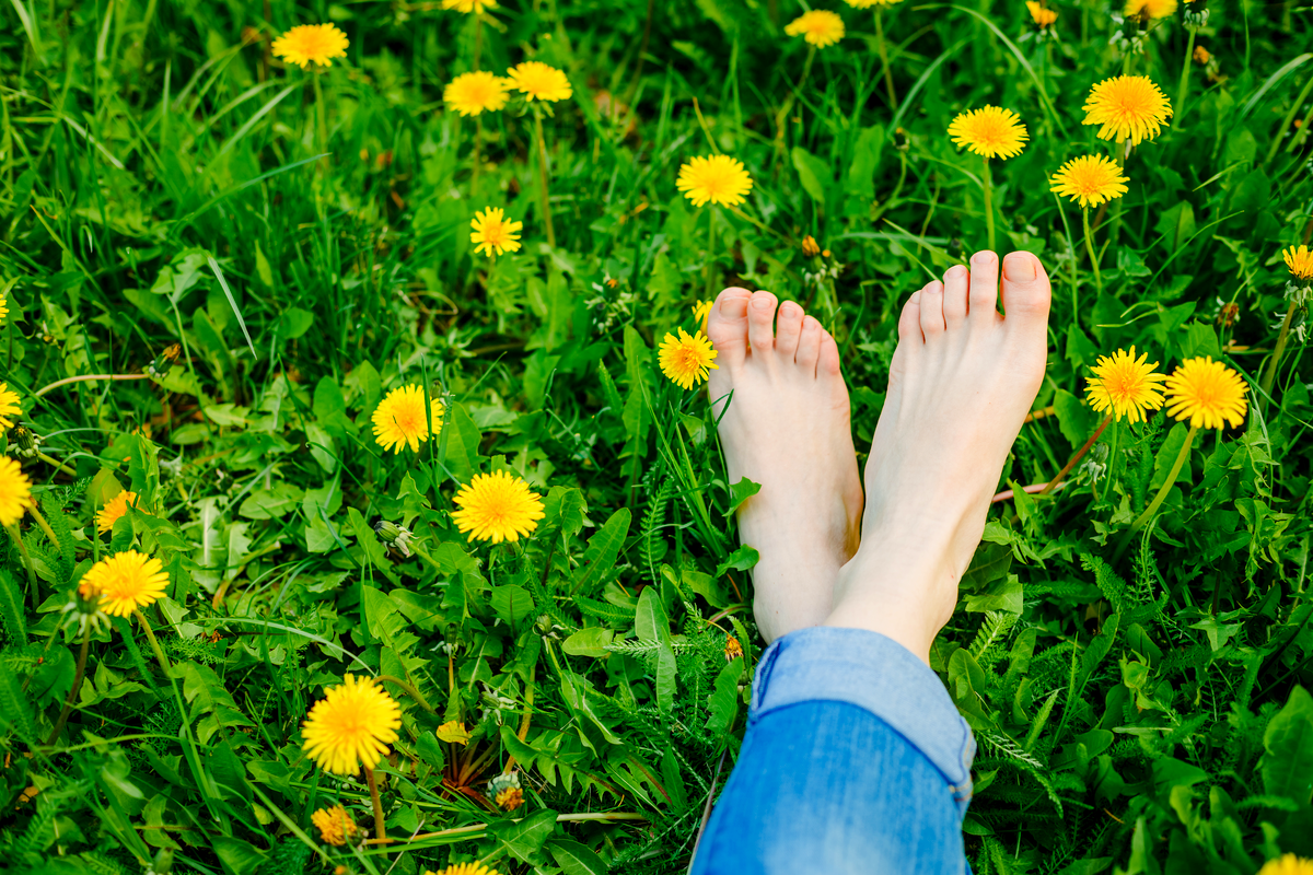 How to look after your feet this Spring - The Horder Centre